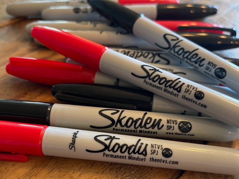 Indigenous Box: Premium Office and Stationery Goods - Native Art