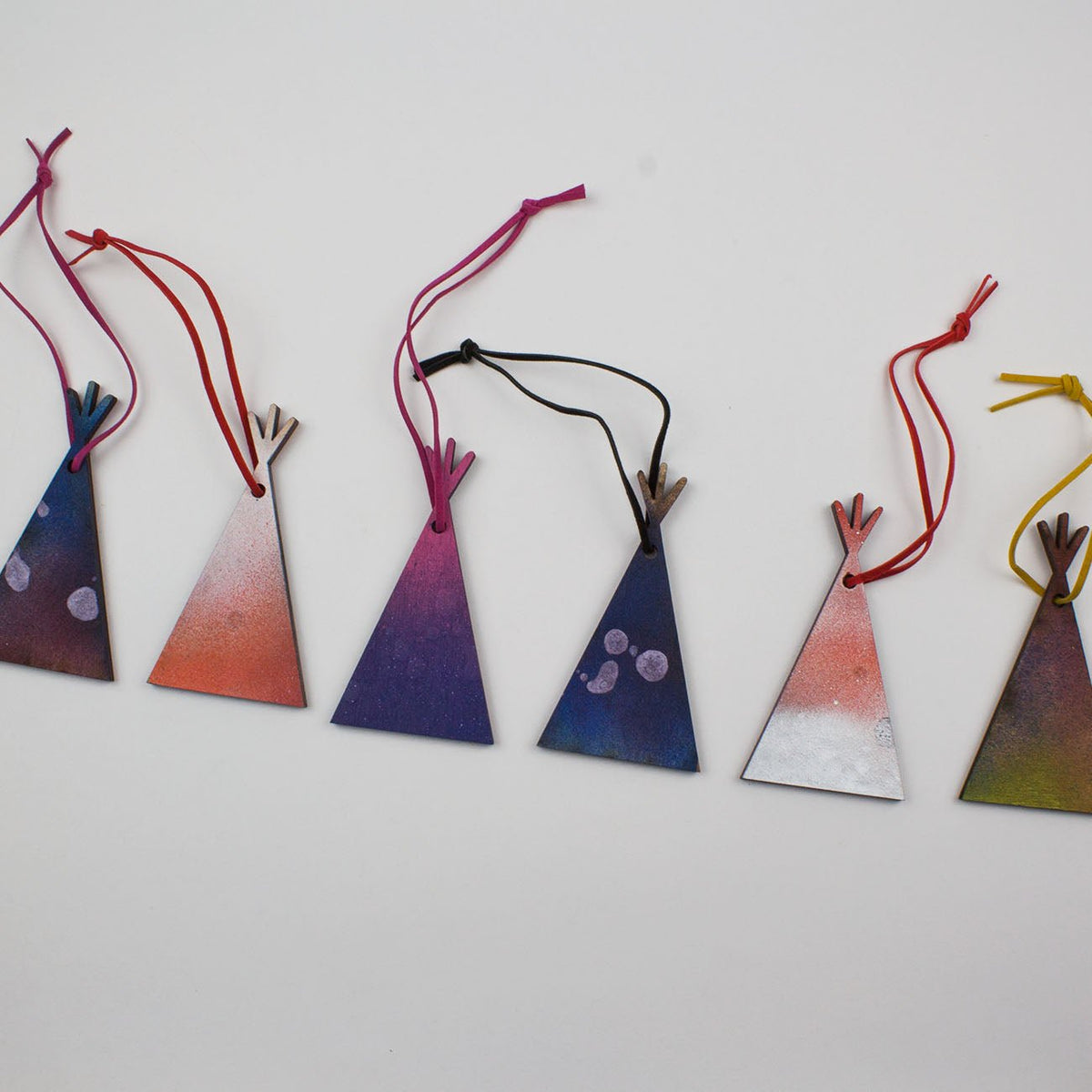 3R Innovative Imaging Hanging Designs